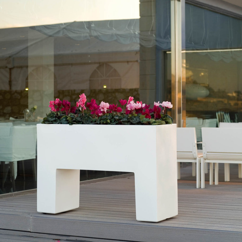 MURO PLANTER By Vondom | Core Furniture Online