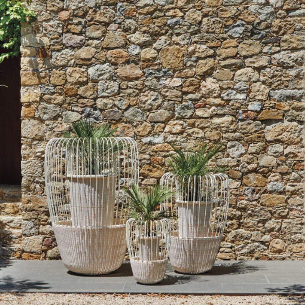 MIST PLANTER IVORY LARGE By Point | Core Furniture Online