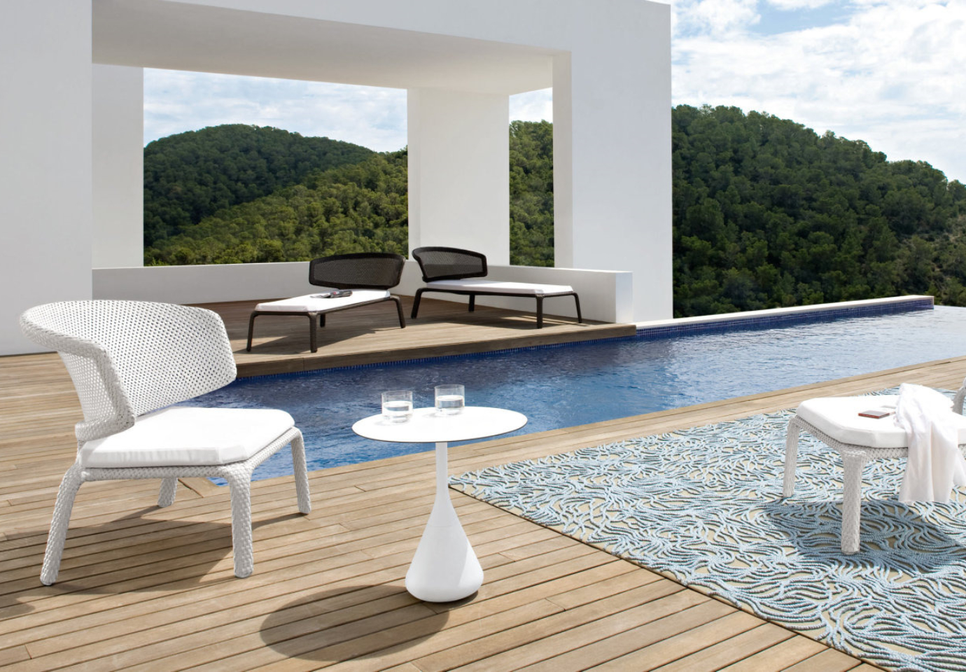 SEASHELL BARSTOOL By DEDON | Core Furniture Online